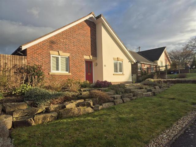 4 bedroom detached bungalow for sale