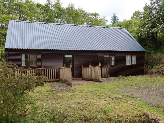 4 bedroom detached bungalow for sale