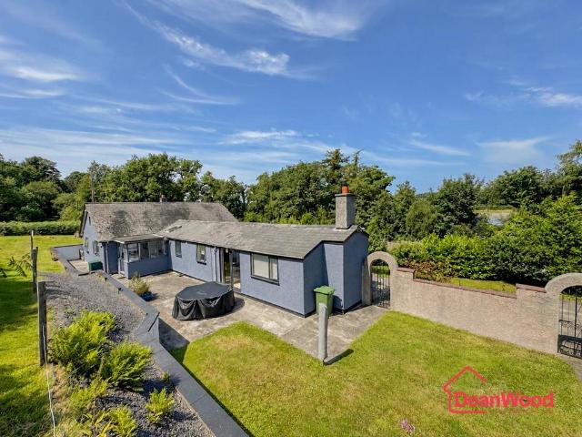 4 bedroom detached bungalow for sale