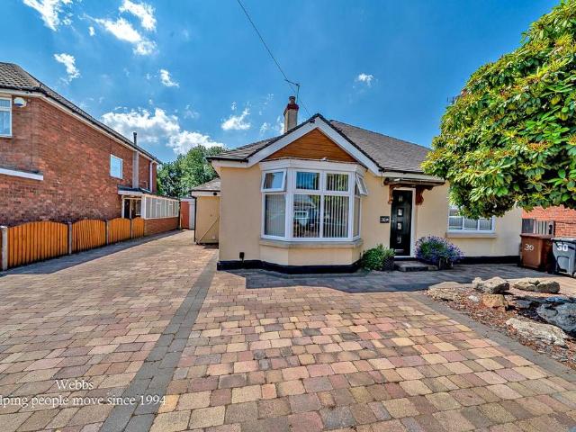 4 bedroom detached bungalow for sale