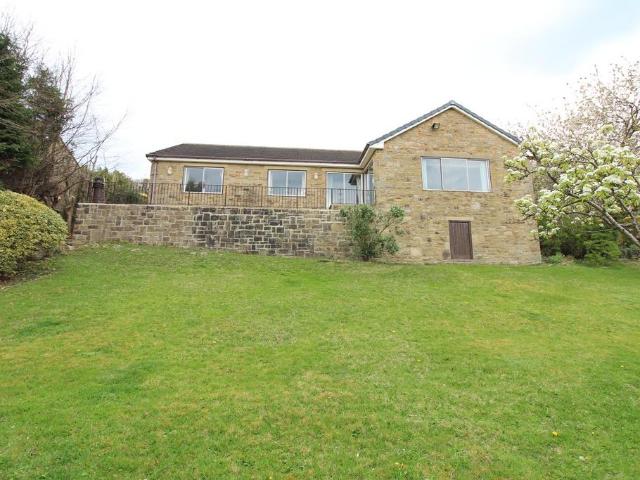 4 bedroom detached bungalow for sale