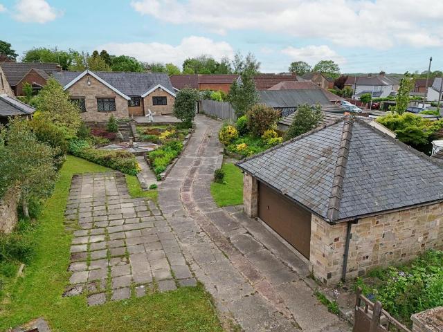 4 bedroom detached bungalow for sale