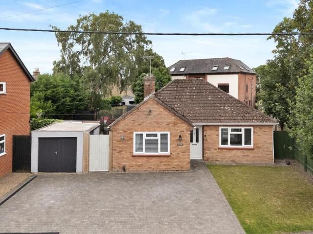 4 bedroom detached bungalow for sale