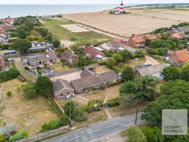 4 bedroom detached bungalow for sale