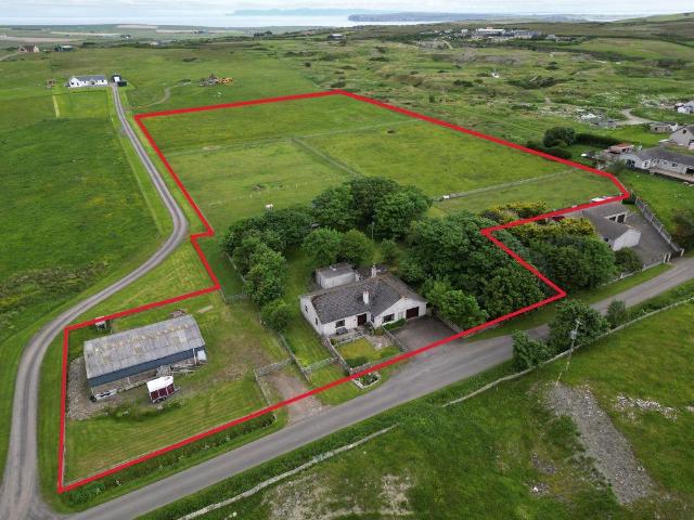 4 bedroom detached bungalow for sale