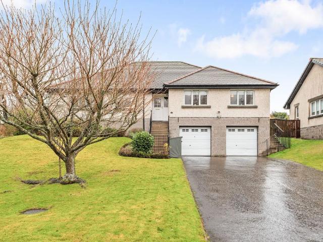 4 bedroom detached bungalow for sale