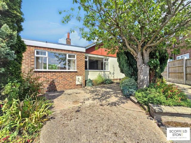4 bedroom detached bungalow for sale