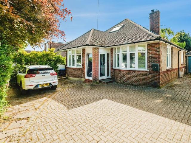 4 bedroom detached bungalow for sale