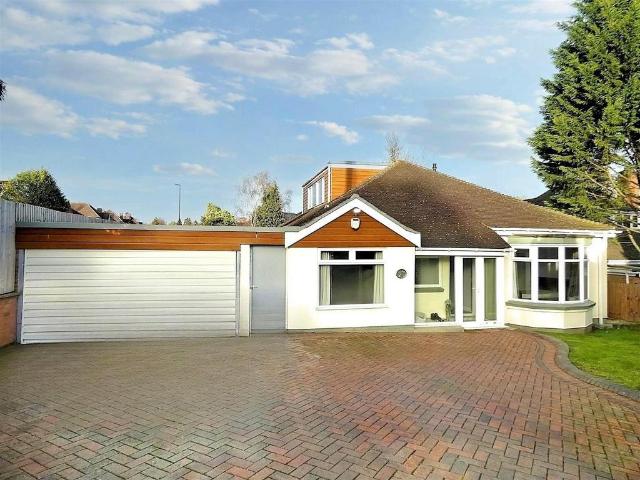 4 bedroom detached bungalow for sale