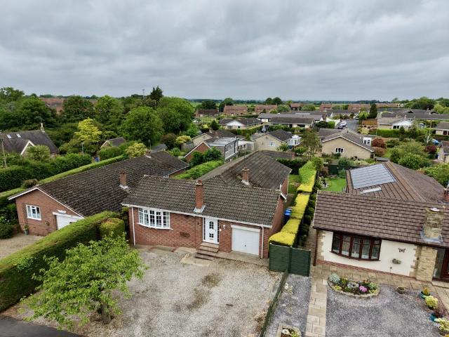 4 bedroom detached bungalow for sale