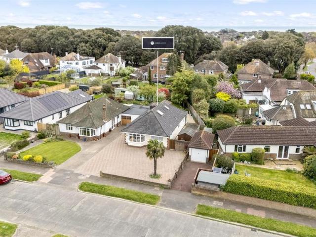 4 bedroom detached bungalow for sale