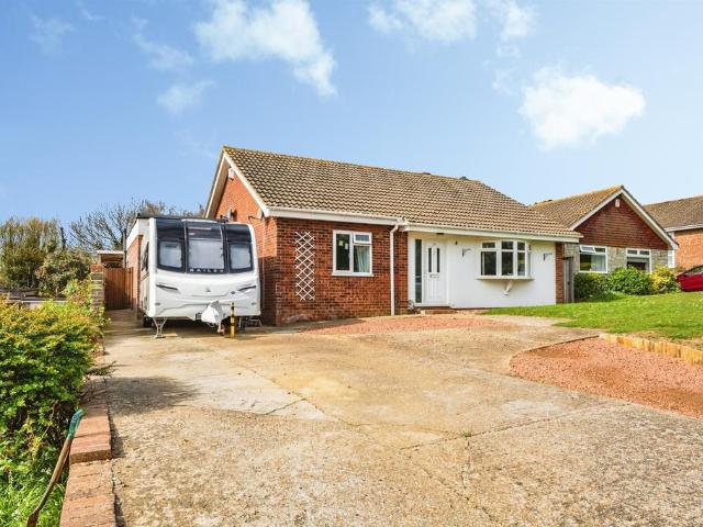 4 bedroom detached bungalow for sale