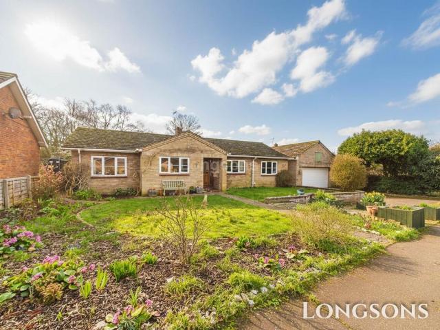 4 bedroom detached bungalow for sale