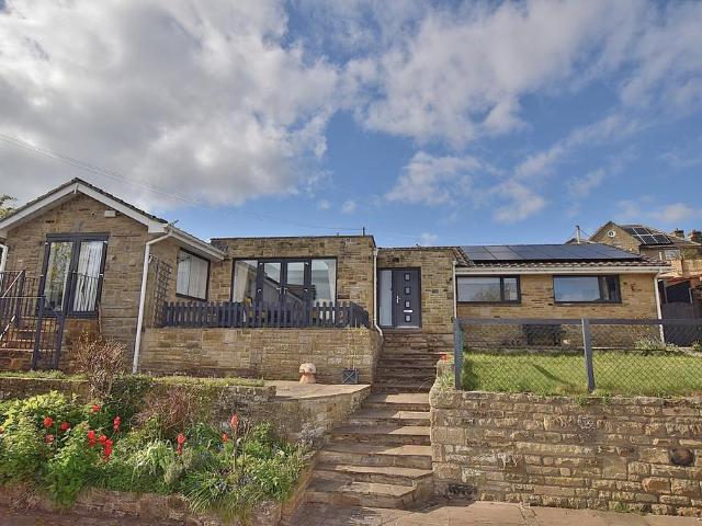 4 bedroom detached bungalow for sale