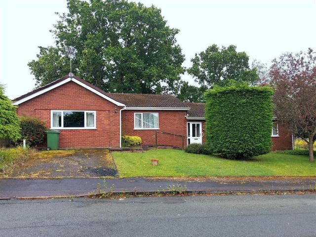4 bedroom detached bungalow for sale