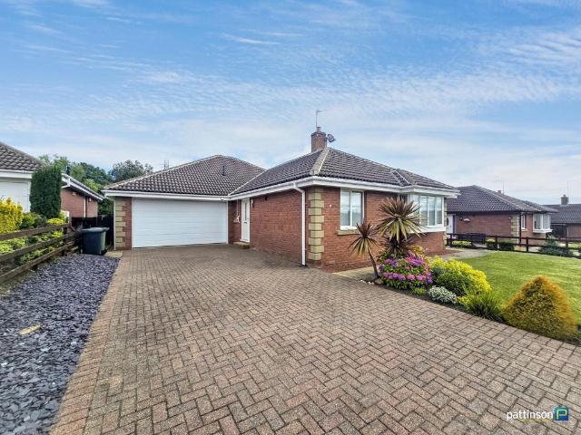 4 bedroom detached bungalow for sale