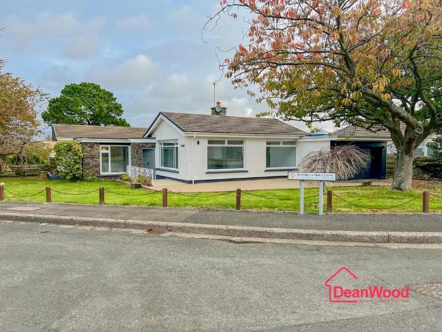 4 bedroom detached bungalow for sale