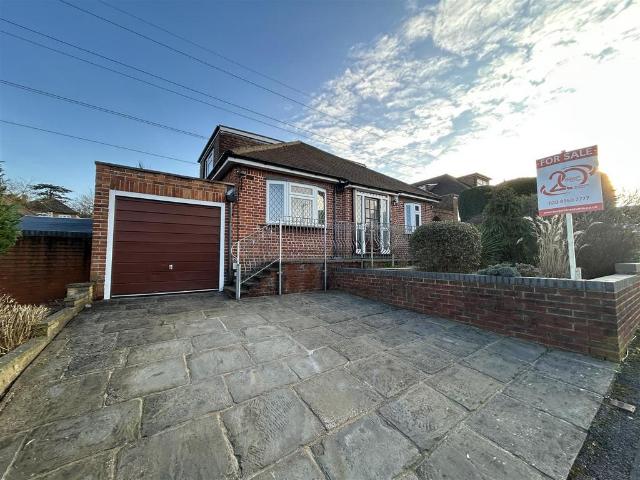 4 bedroom detached bungalow for sale