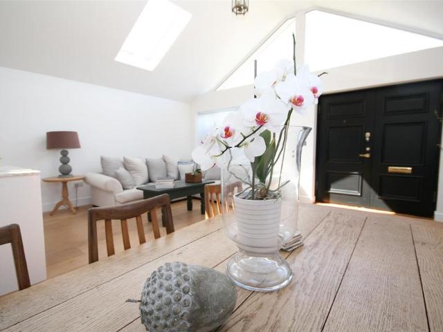 4 bedroom detached bungalow for sale