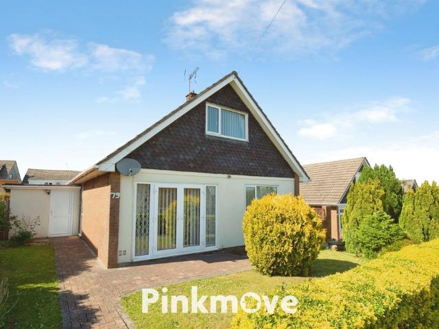 4 bedroom detached bungalow for sale
