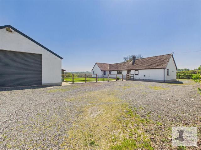 4 bedroom detached bungalow for sale