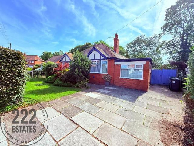 4 bedroom detached bungalow for sale