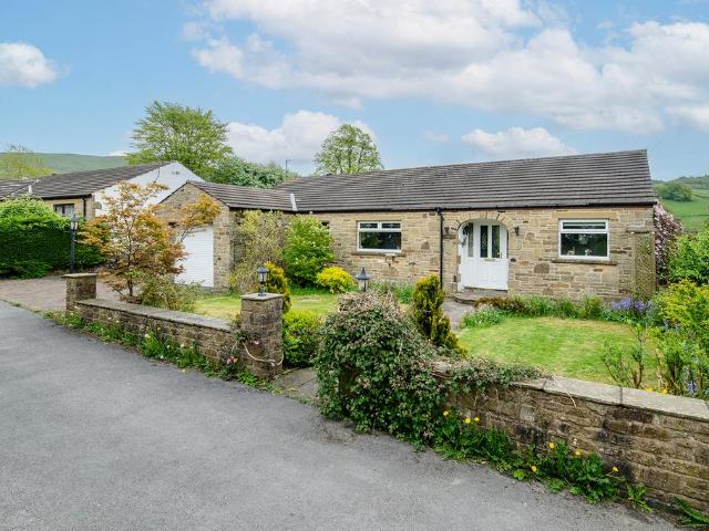 4 bedroom detached bungalow for sale
