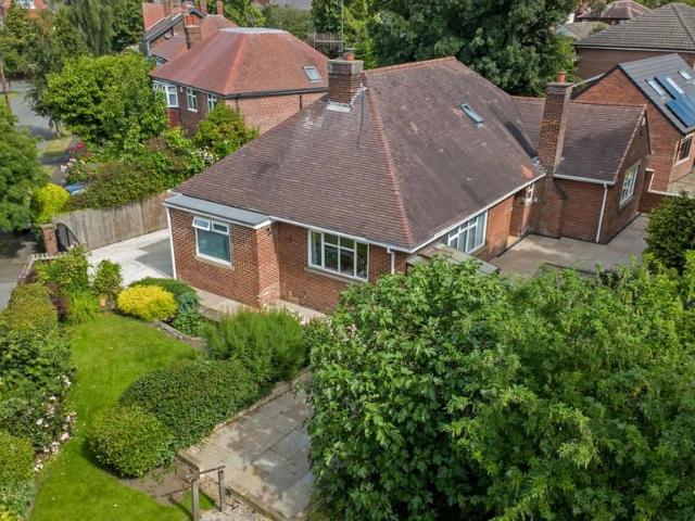 4 bedroom detached bungalow for sale