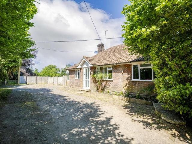4 bedroom detached bungalow for sale