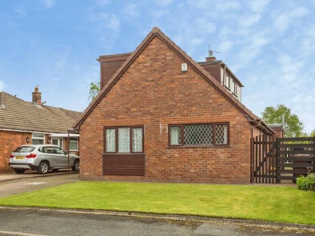 4 bedroom detached bungalow for sale