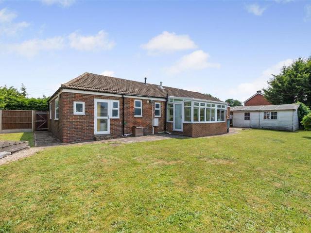4 bedroom detached bungalow for sale