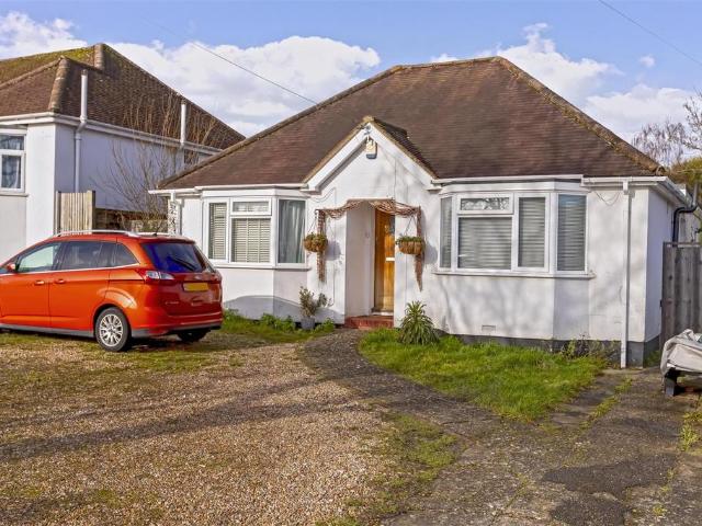 4 bedroom detached bungalow for sale