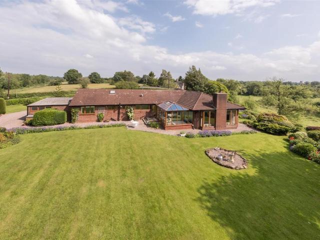 4 bedroom detached bungalow for sale