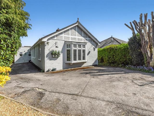4 bedroom detached bungalow for sale