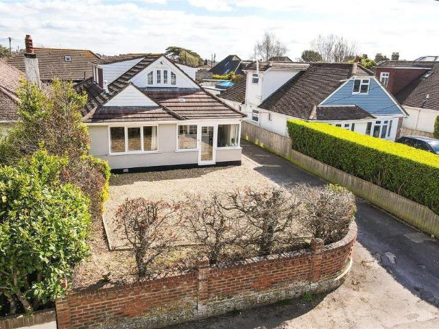 4 bedroom bungalow for sale