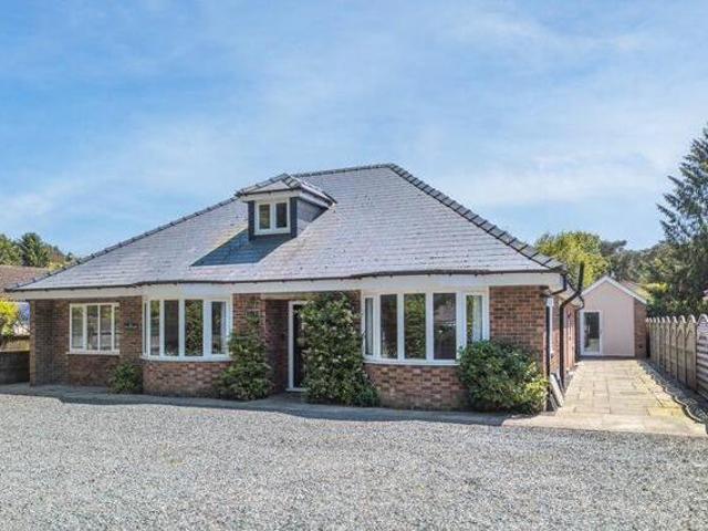 4 Bedroom Detached Bungalow For Sale In 16 Horncastle Road