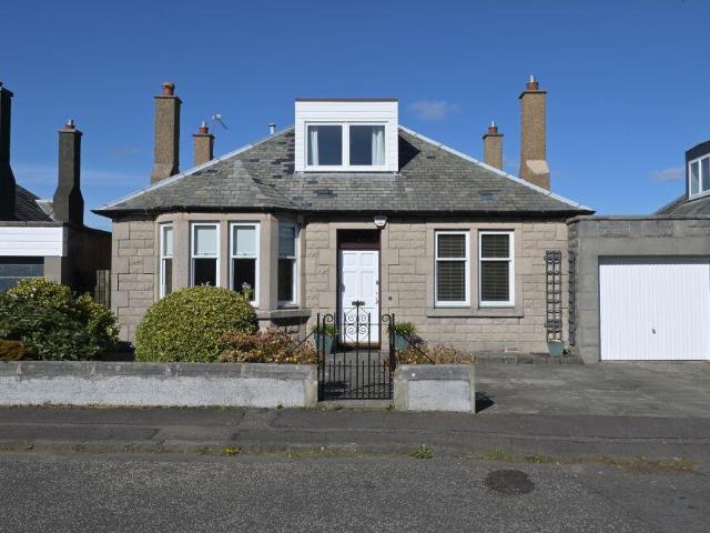4 bedroom detached bungalow for sale in 7 Greenbank Row, Edinburgh, EH10 5SY, EH10