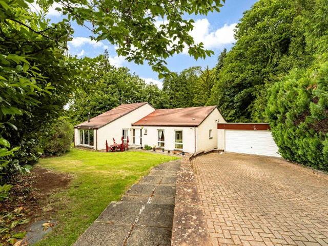 4 bedroom detached bungalow for sale in 6 Glenlockhart Valley, Edinburgh, EH14 1DE, EH14