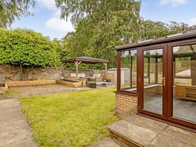 4 bedroom detached bungalow for sale in 83 Candlemaker's Park, Gilmerton, Edinburgh, EH17 8TN, EH17