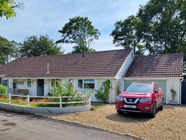 4 Bedroom Detached Bungalow For Sale In Boldre, Lymington