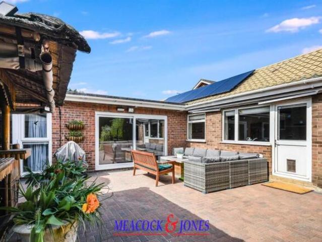 4 bedroom detached bungalow for sale in Blackmore Road, Hook End, Brentwood, CM15