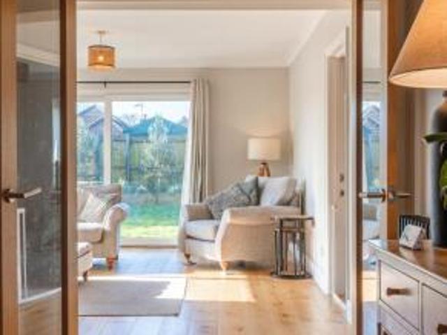 4 bedroom detached bungalow for sale in Delane Road, Drayton, NR8