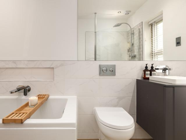 4 bedroom detached bungalow for sale in Dreghorn Loan, Redford, Edinburgh, EH13