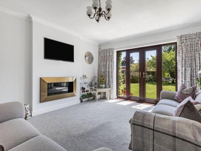 4 bedroom detached bungalow for sale in Kirk Close, Oxford, OX2