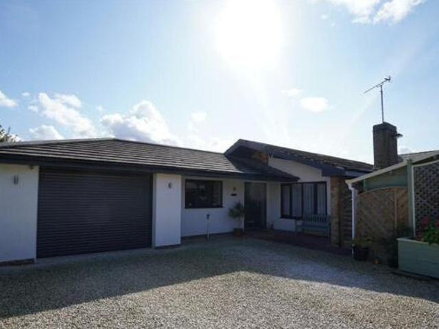 4 Bedroom Detached Bungalow For Sale In Howden