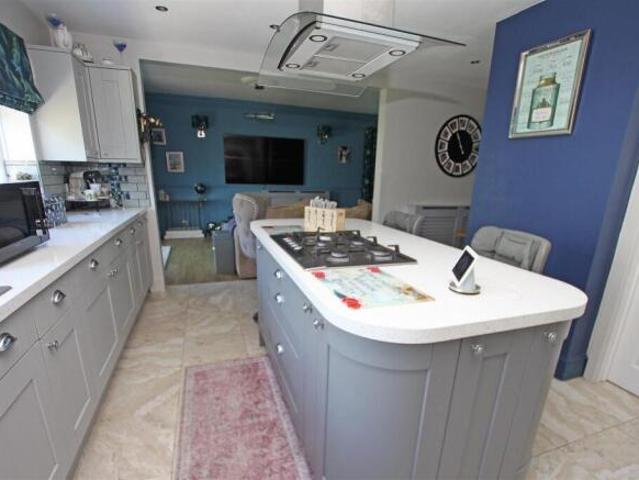 4 bedroom detached bungalow for sale in Howeth Road, Bournemouth, BH10