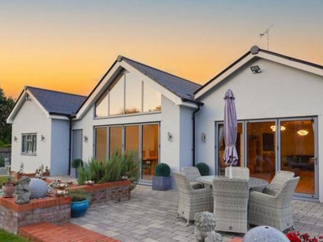 4 Bedroom Detached Bungalow For Sale In Hatfield Broad Oak, Bishop´s Stortford