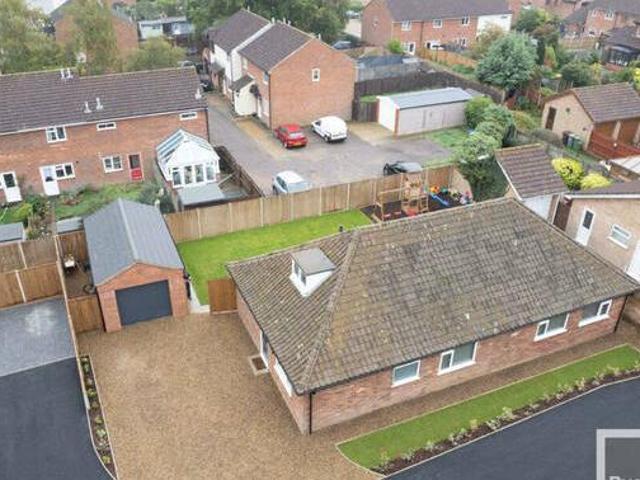 4 bedroom detached bungalow for sale in Haverscroft Close Taverham NR8