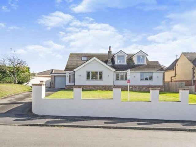 4 Bedroom Detached Bungalow For Sale In Harlington
