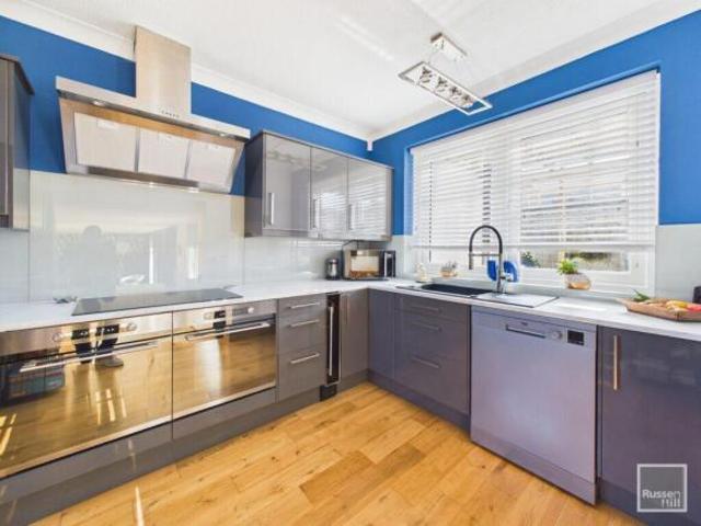 4 bedroom detached bungalow for sale in Longdell Hills, New Costessey, NR5